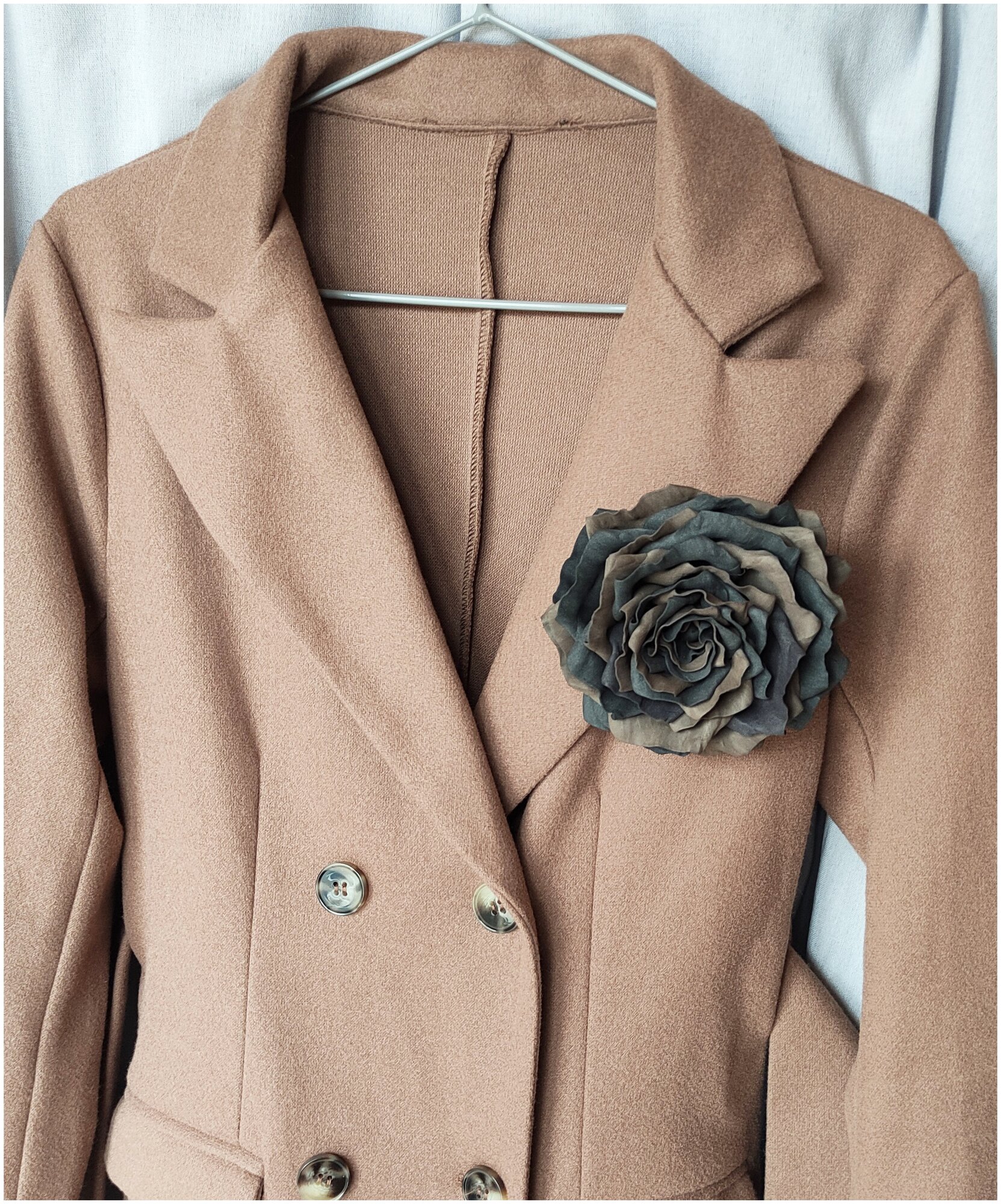 Заколка-брошь цветок роза черная с шоколадным 182122м