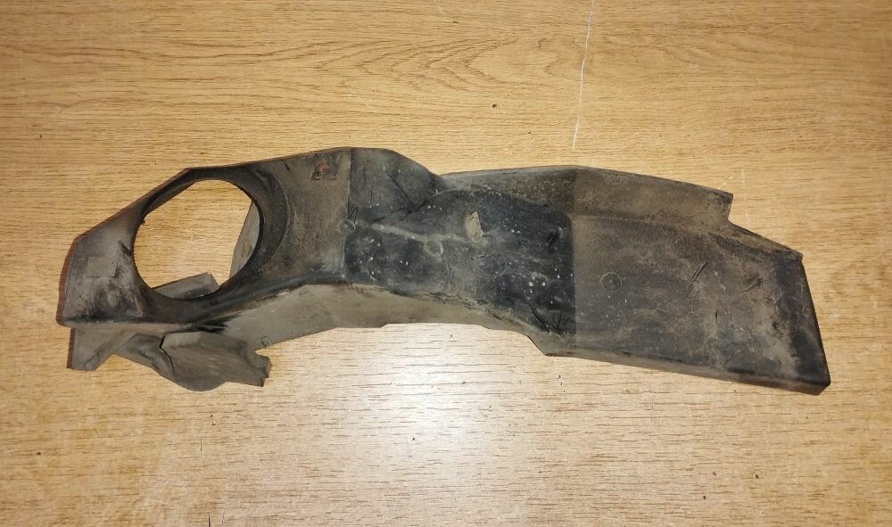 Фланец воздуховода Volkswagen Transporter T4