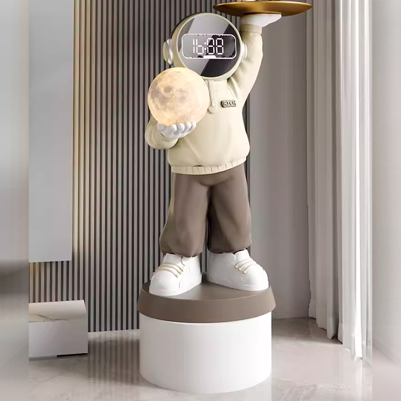 Интерьерный светильник Sci-fi Astronaut (кремовый на постаменте)
