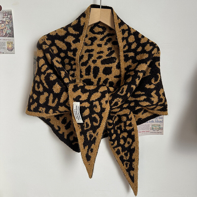 Комплект с шарфом для женщин