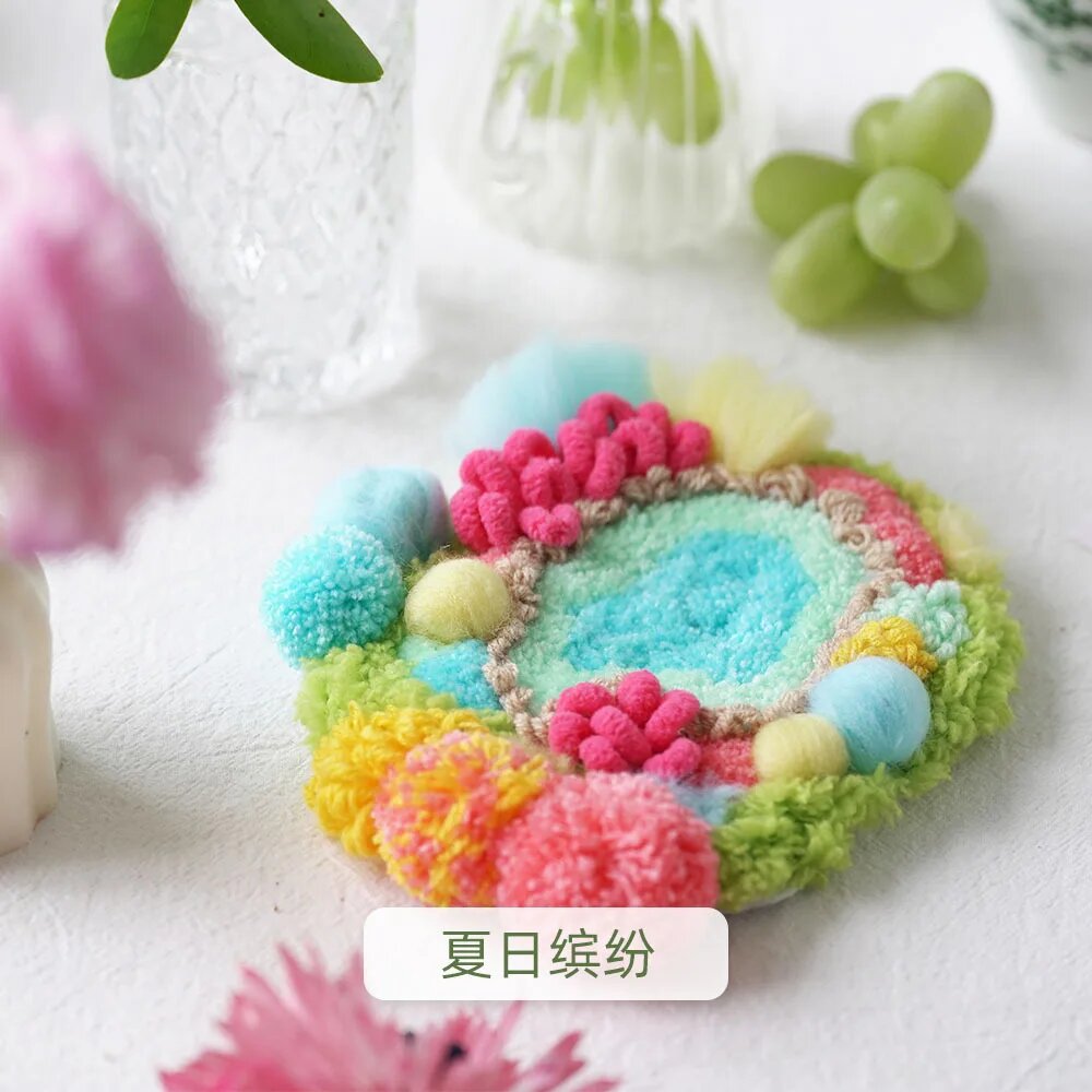 Набор для вышивания мохом и валяния из шерсти Flower Invitation