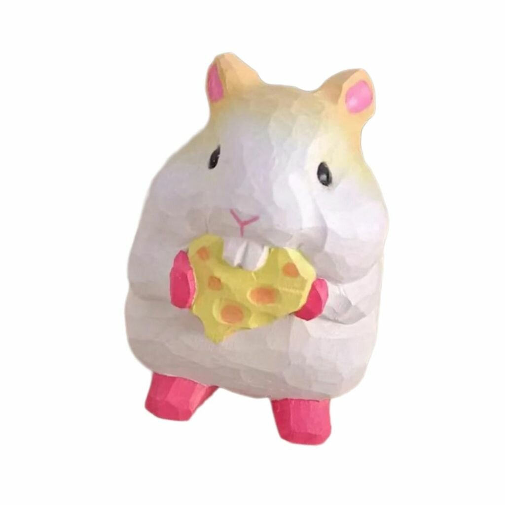 Миниатюрная фигурка хомяка из дерева