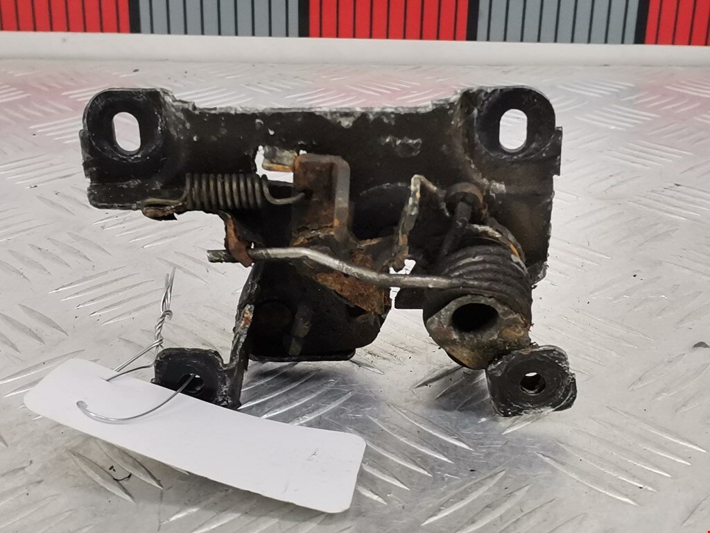 Замок капота Audi A4 B5 8D0823509J арт. 1817949