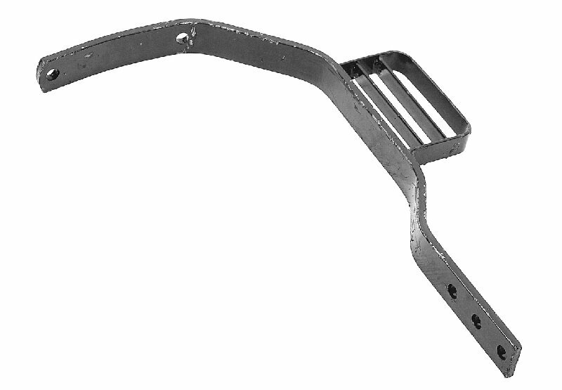 82-8403020 Кронштейн МТЗ крыла переднего левый с подножкой с ГУР, ГОРу ОАО МТЗ оригинальная запчасть МТЗ