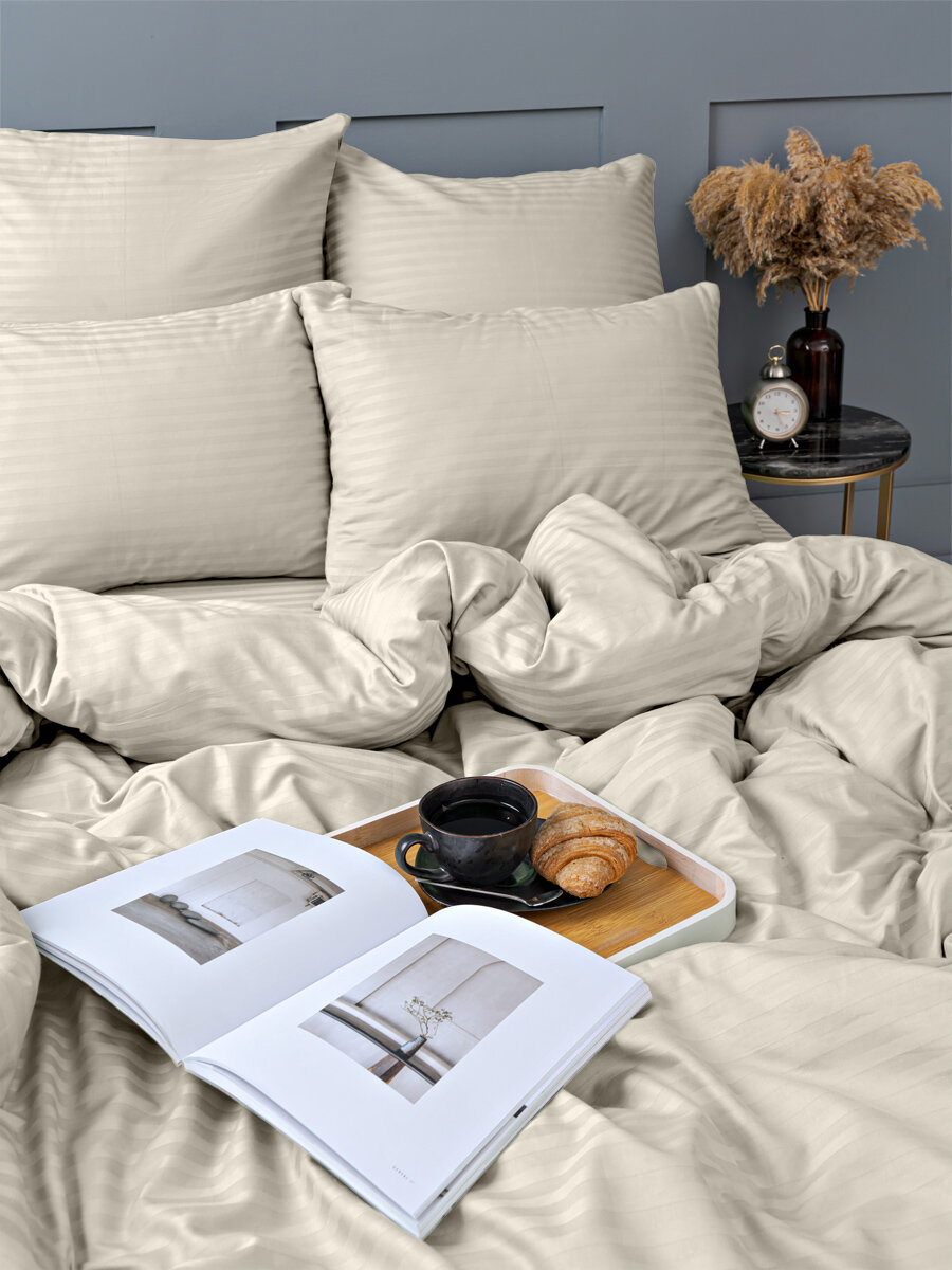 Постельное белье 2 спальное с евро простыней, наволочки 50х70, страйп полисатин