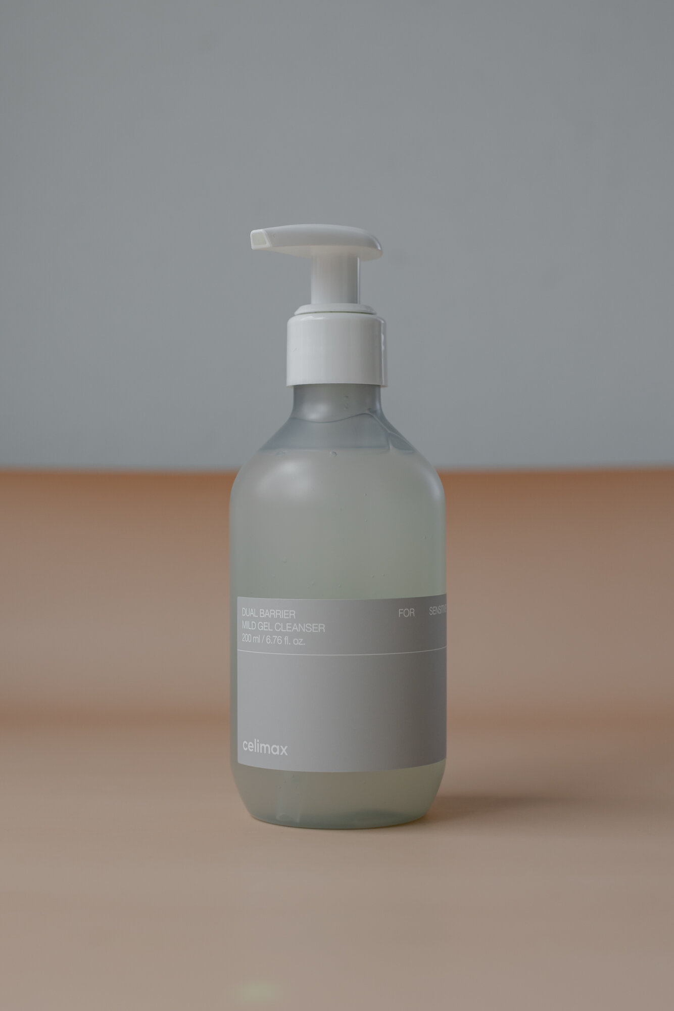 Celimax Мягкий гель для умывания с африканским миротамнусом Dual Barrier Mild Gel Cleanser 200мл