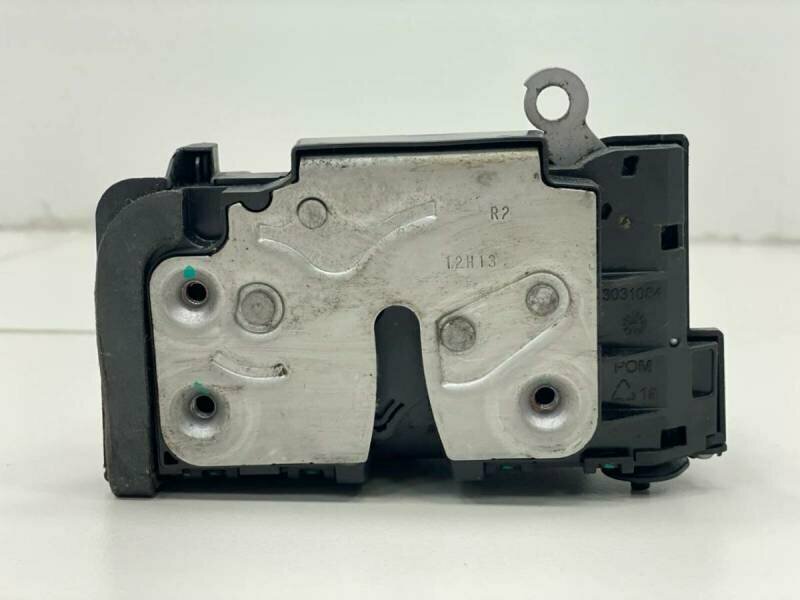 Замок двери задней правой Chevrolet Cobalt T250 2011-2015 кат.номер: 13592529