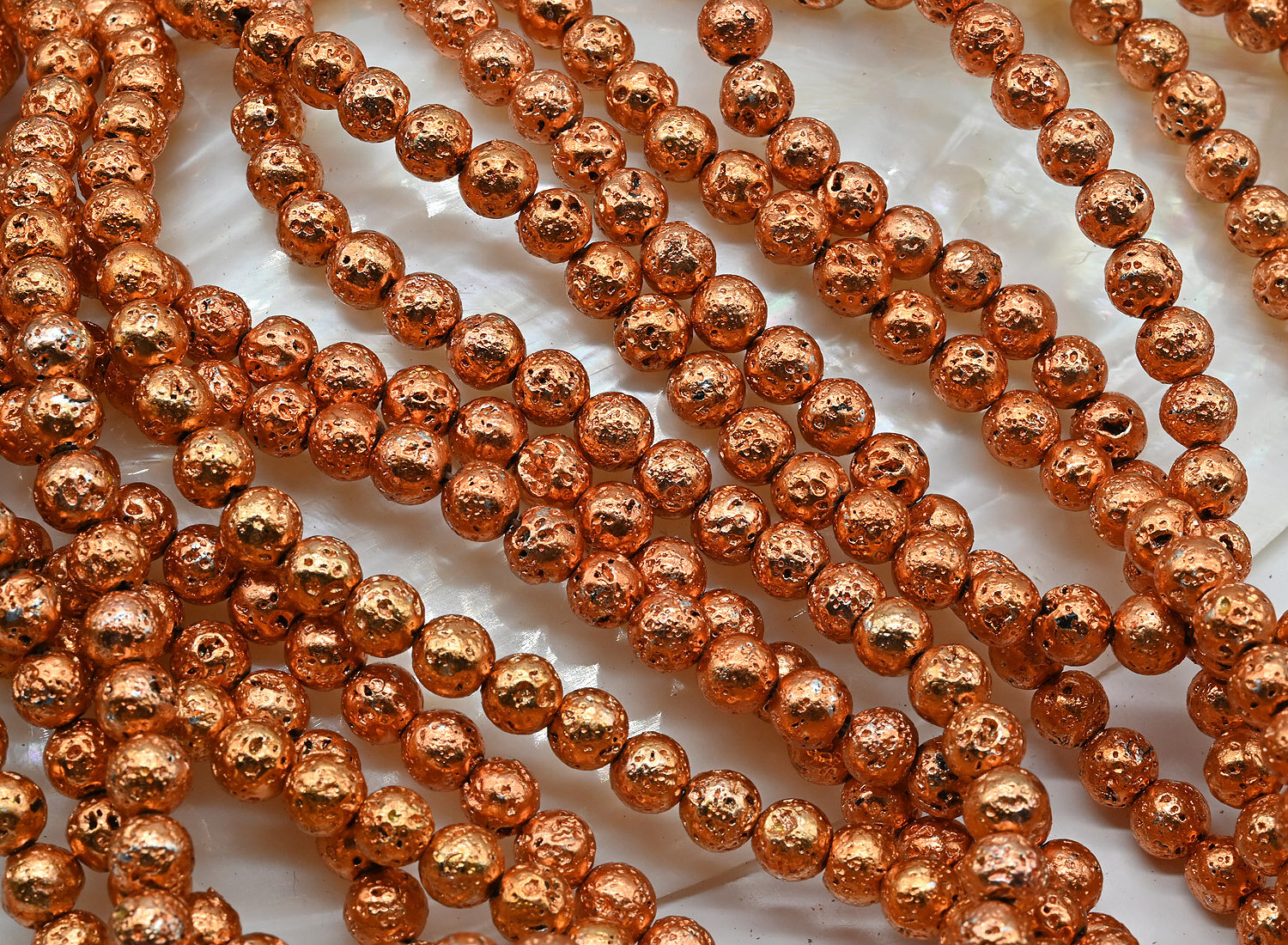 Бусины из лавы шарик 6мм цв. оранжевый, 39см, 60 бусин .