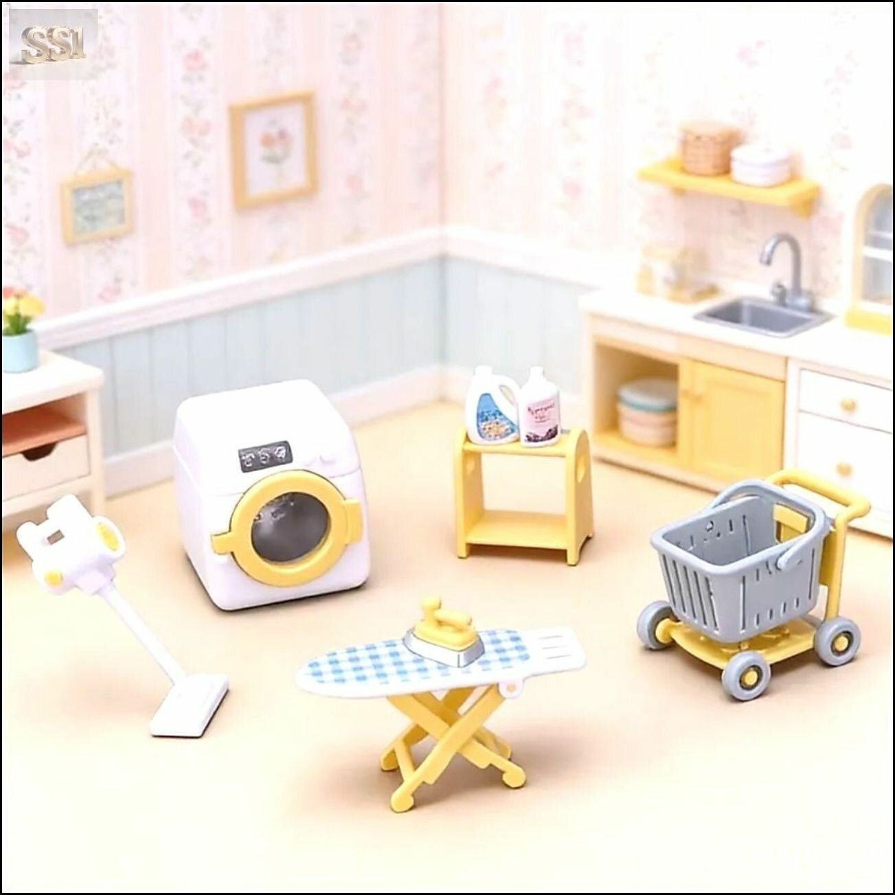 Эксклюзивный игровой набор Sylvanian Families с комплектом белья из 5 предметов, стиральной машиной, тележкой и гладильной доской для кукольной мебели
