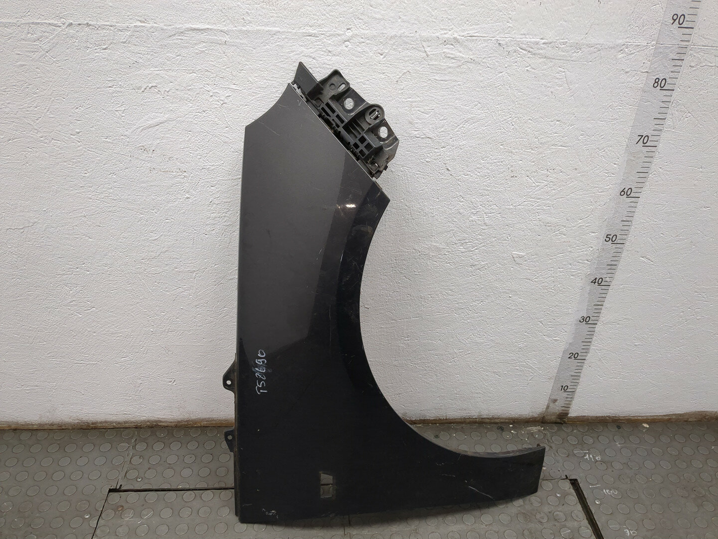 Крыло правое переднее Opel Adam Б/У