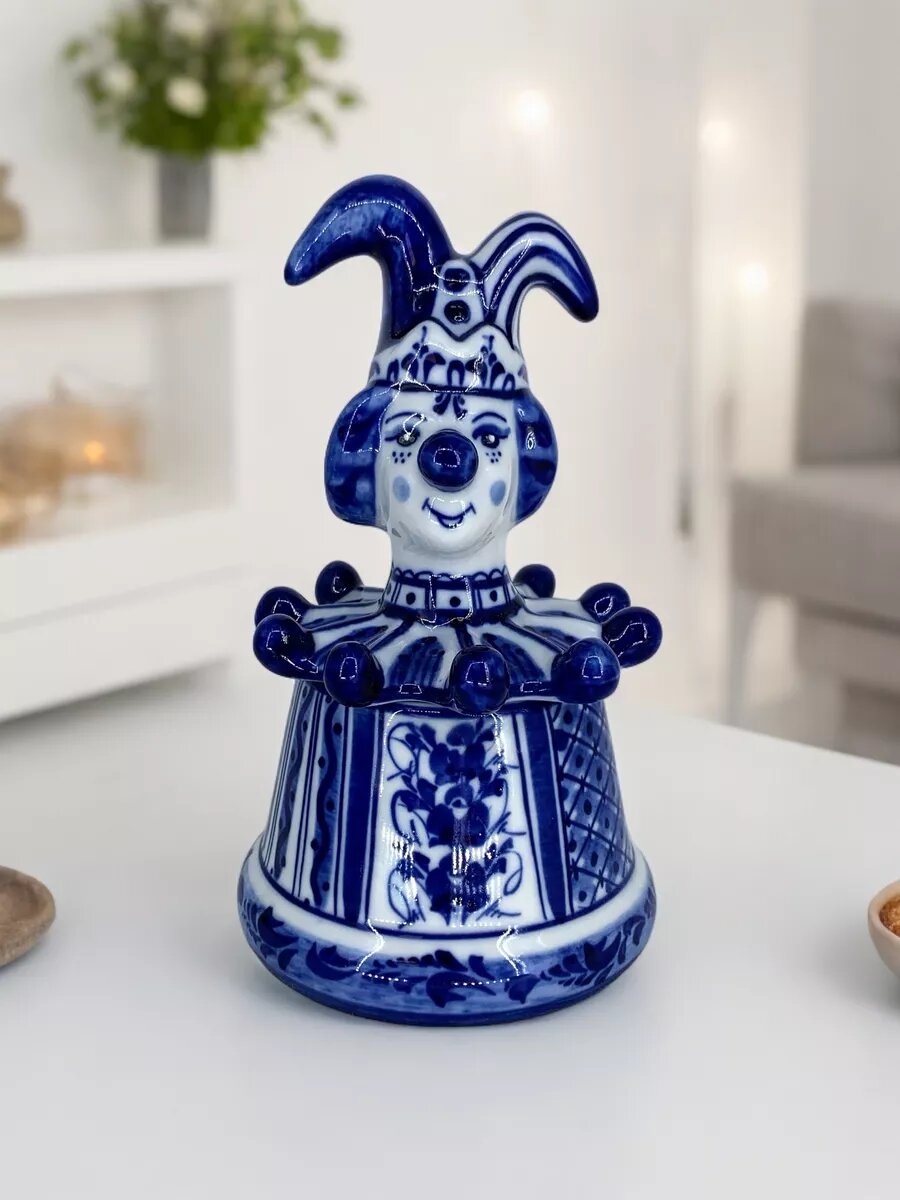 Шкатулка фарфоровая "Шут"