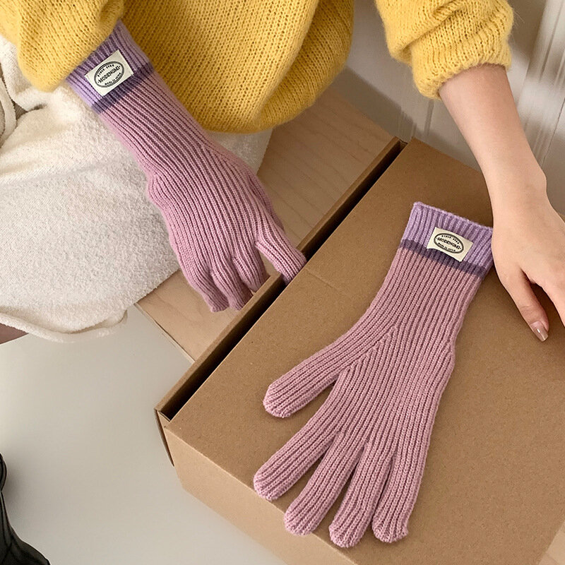 Перчатки для женщин