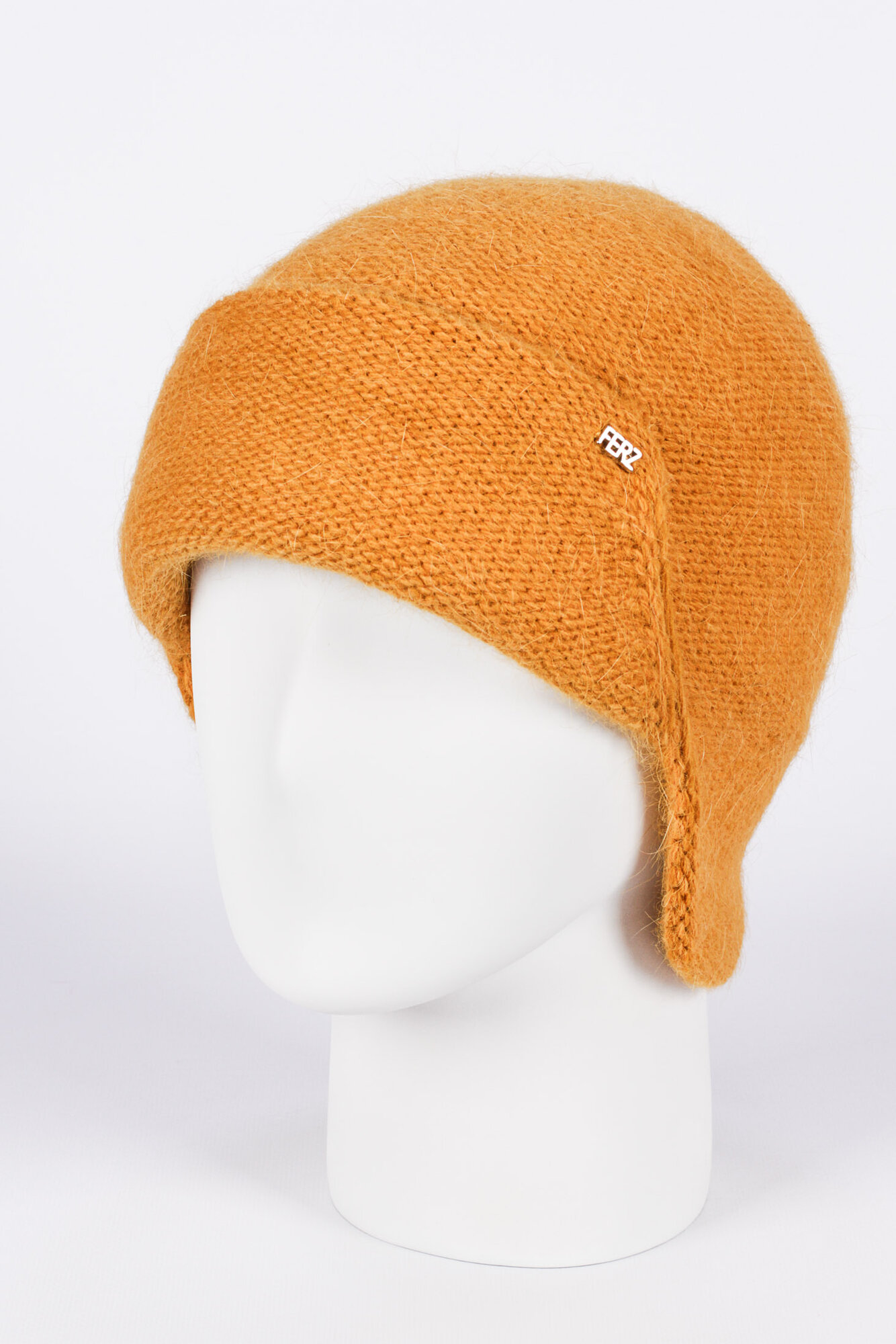 Шапка-ушанка для женщин