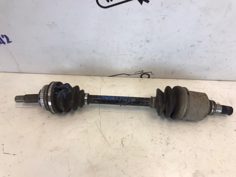 Б/У привод Geely Emgrand EC7 2013 FE-1 JL4G18 Перед. Лев. nНа шрусах присутствует небольшой люфт. Так же, поврежден пыльник в...