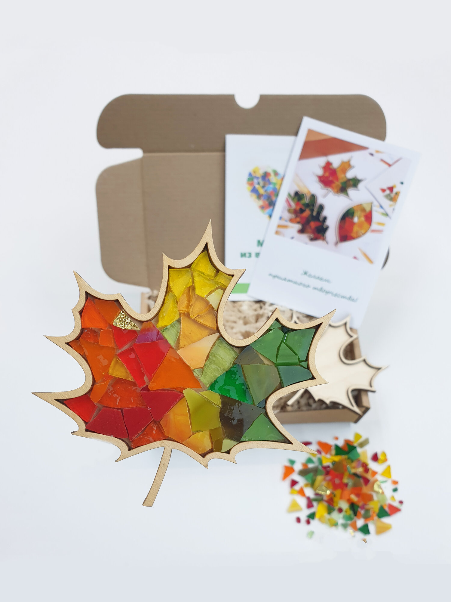 Набор для творчества мозаика стеклянная Кленовый лист 10 см. Алтай Витраж