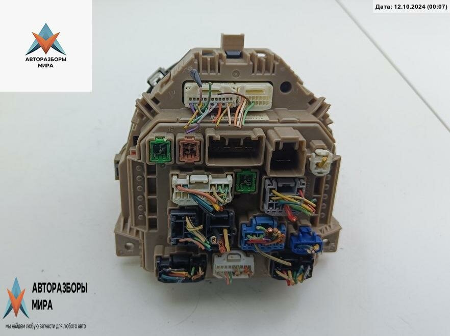 Блок предохранителей Toyota Aygo 2007 838000H011A