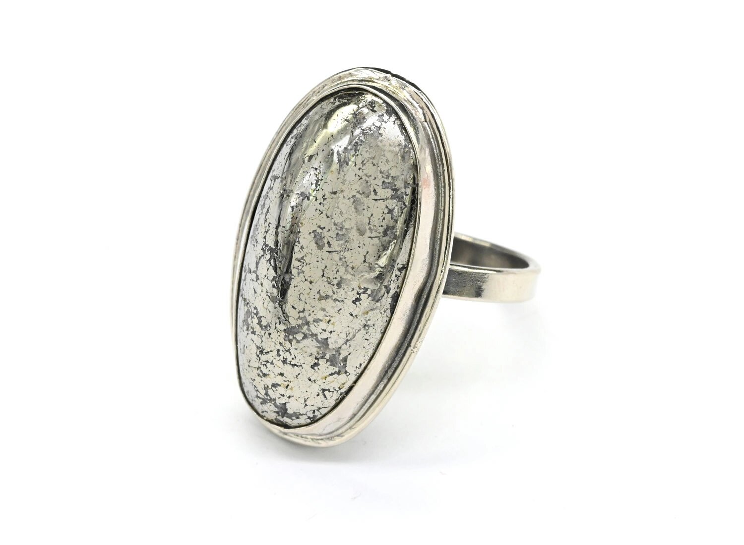 Кольцо, пирит