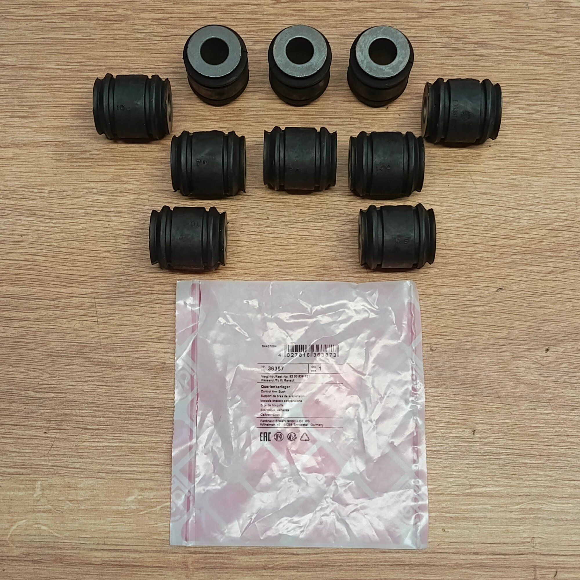 Комплект сайлентблоков рычага задней подвески 10шт. RENAULT Duster 10- арт. 36387