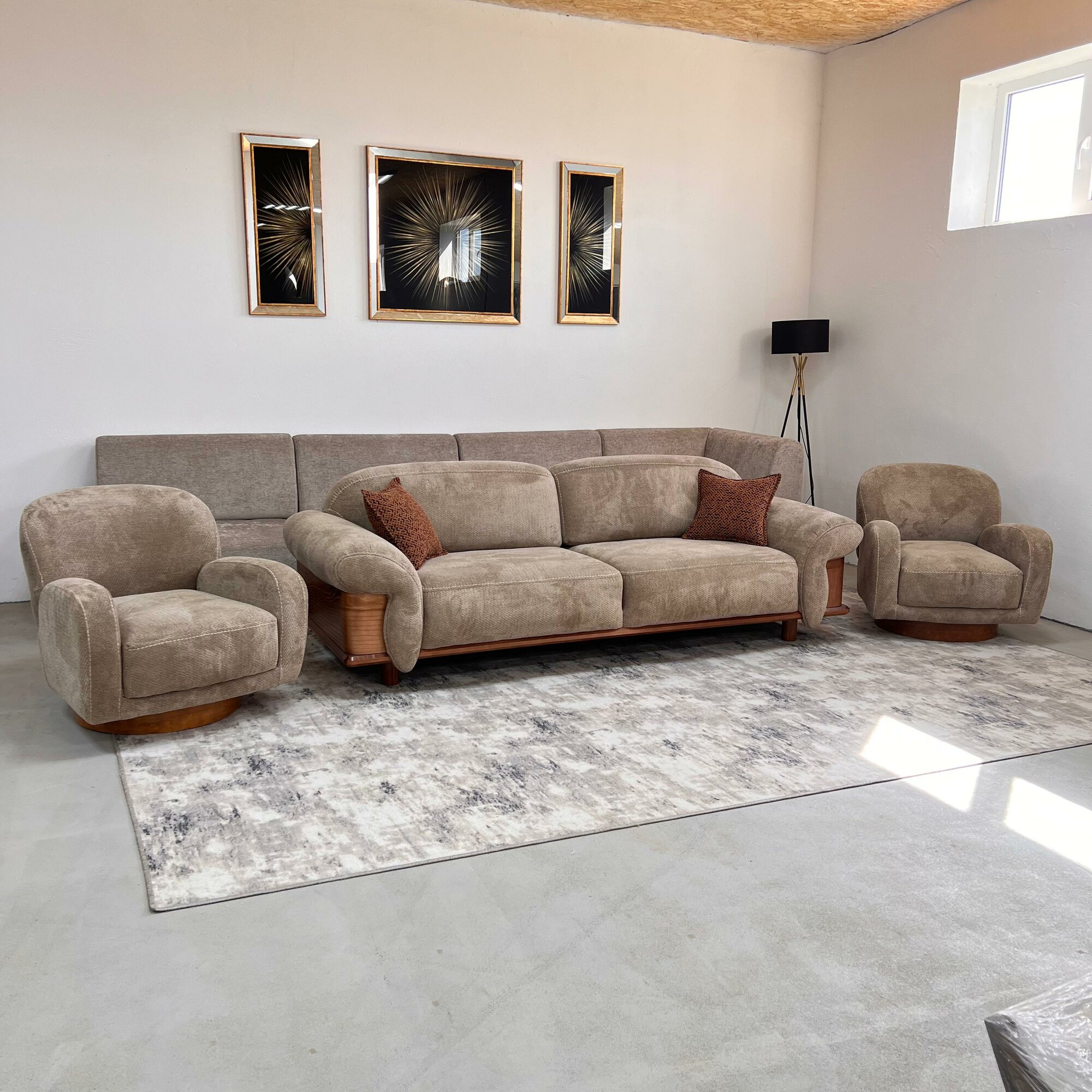 Кресло-диван MOVENTO, вращающееся на 360°, удобное и функциональное