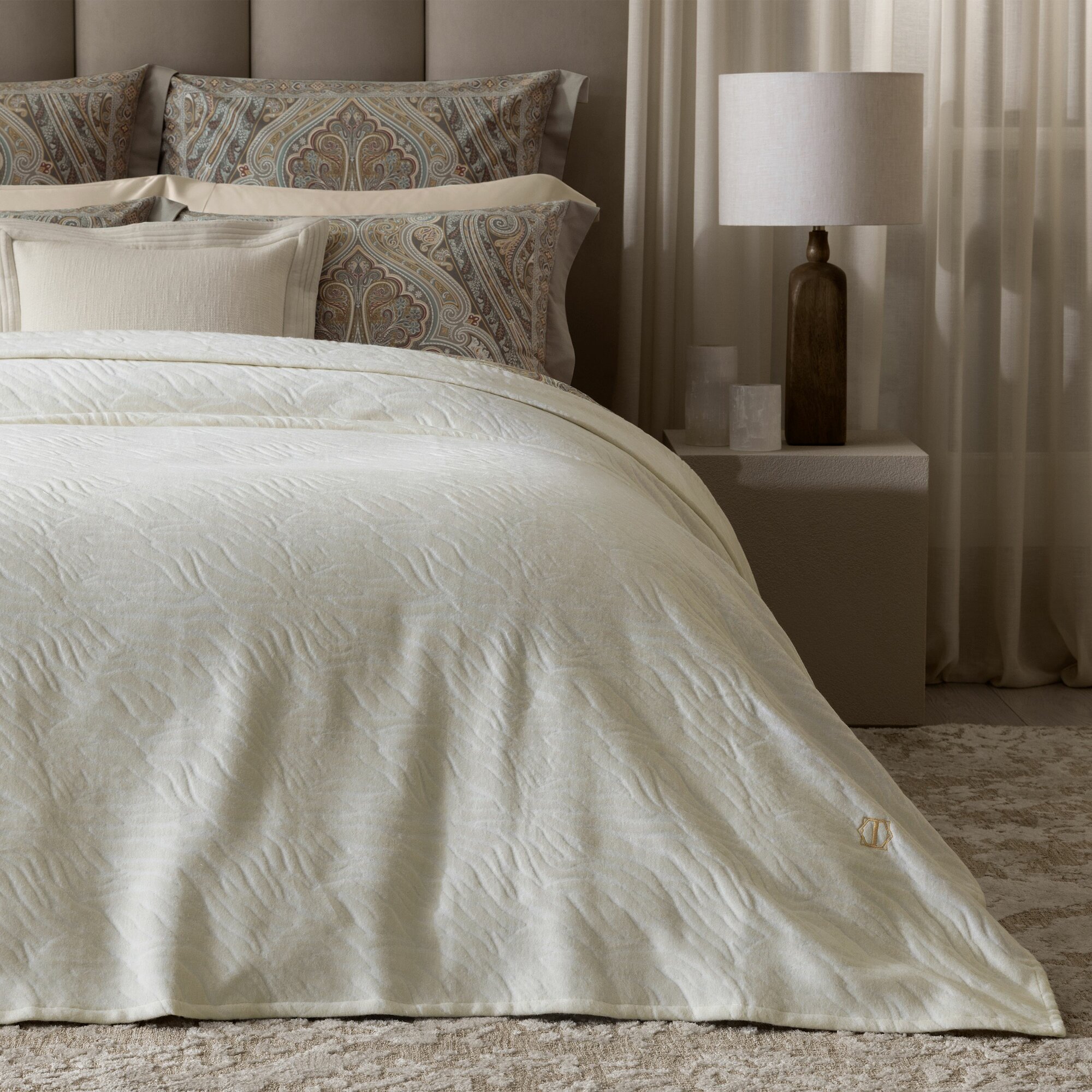 Togas Покрывало на диван, на кровать "Руйман" жаккард, 240х260, экрю