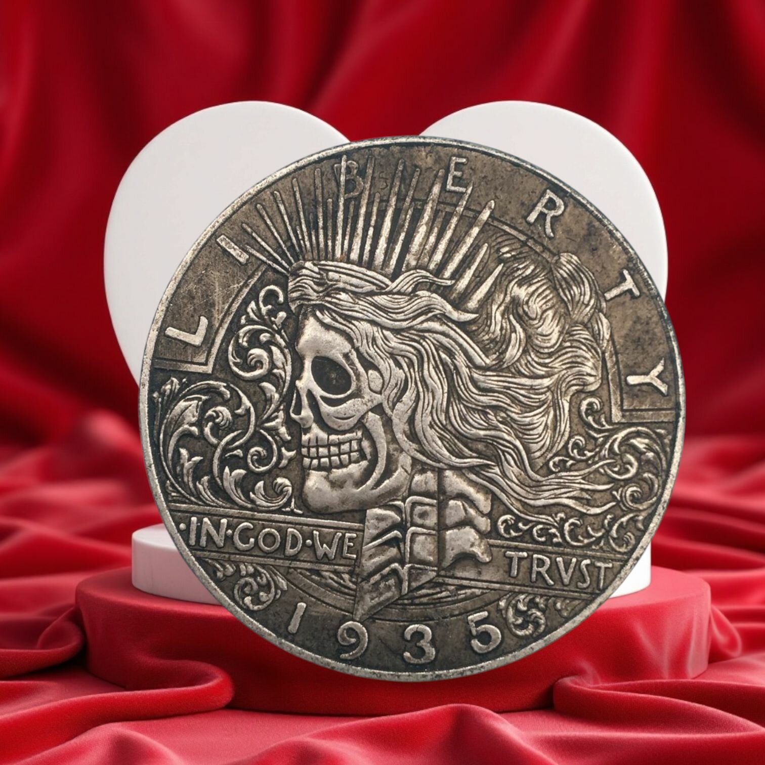 5143 Монета "Женский череп с короной" 1935