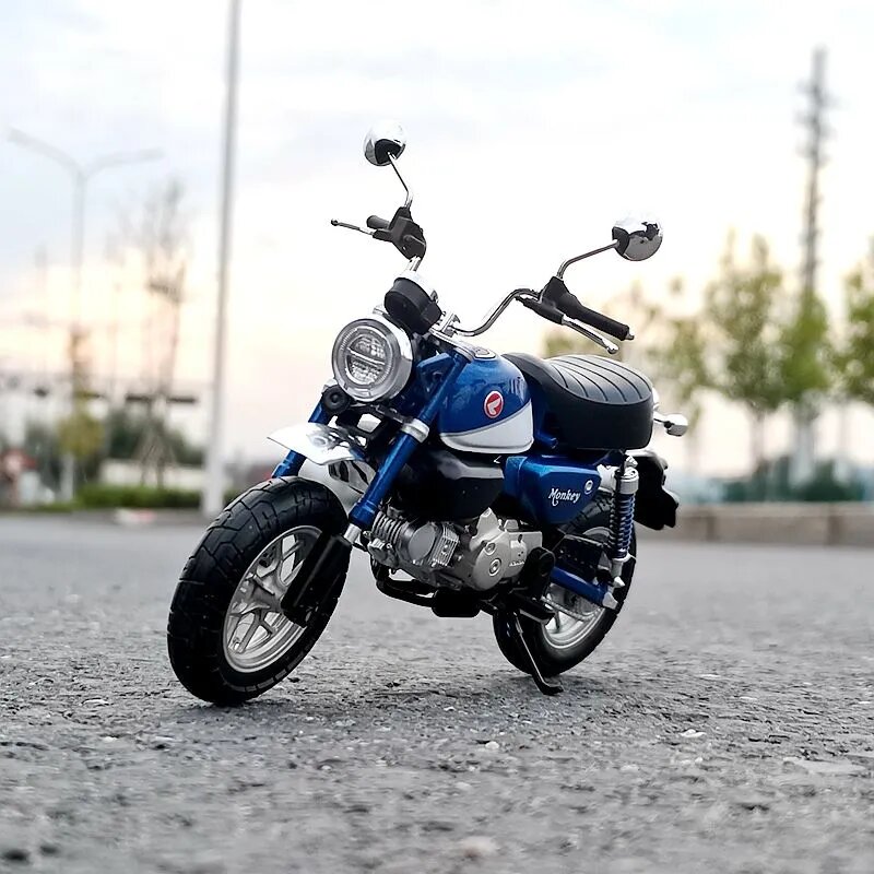 Коллекционные модели Мотоциклы Хонда Monkey 125 металлическая модель 1:9 Honda Monkey 125, Свет и звук.