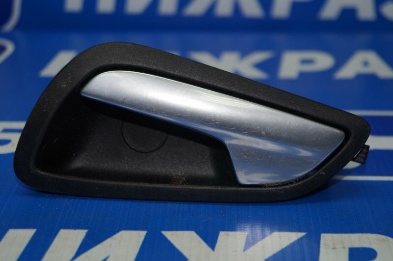 Ручка двери внутренняя Ford Focus 3 2011 задн. лев. (б/у) AM51U22601BDW