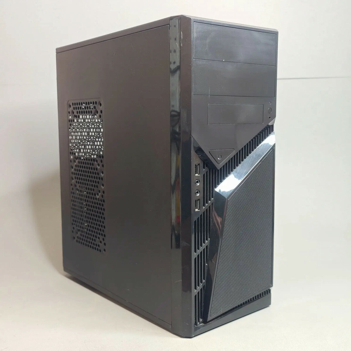 ПК Intel Core i7-6700K / 16Gb DDR4 / 240Gb SSD / Intel HD / ATX-450W
