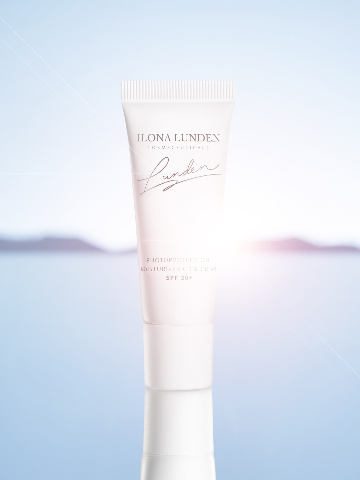 Ламеллярный фотозащитный CICA-крем SPF 30+ ILONA LUNDEN