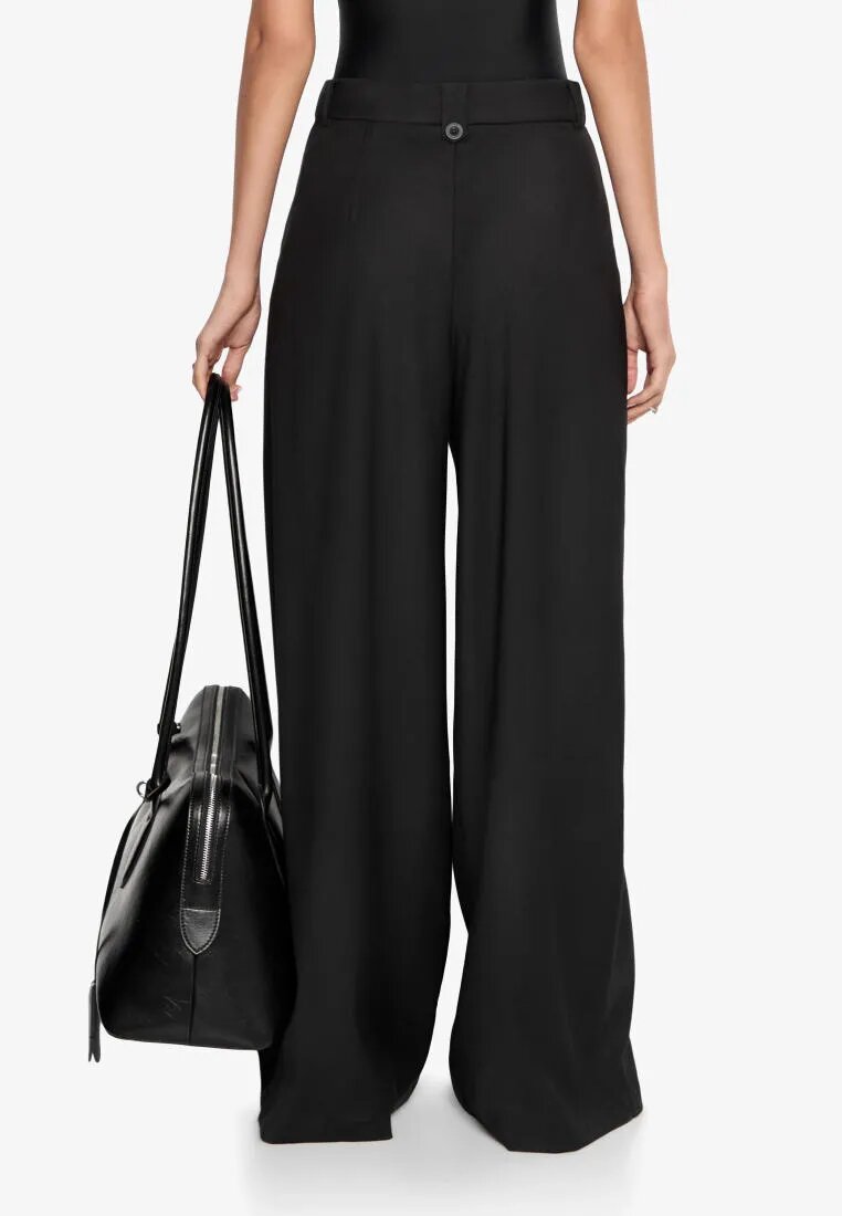 Брюки трубы