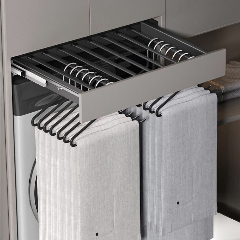 Брючница выдвижная для шкафа, С аксессуарами для установки фасада, (450-600)х 450 х 70mm (ШхГхВ), черное