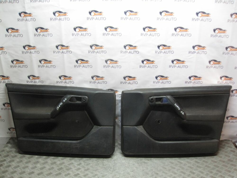 Обшивка двери Volkswagen Vento 1991—1998 Volkswagen