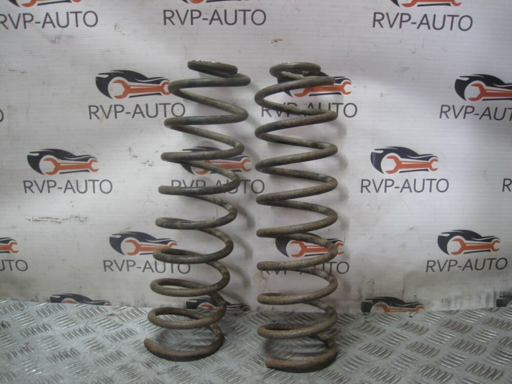 Пружина задняя к-кт Volkswagen Golf 2 1983-1992 191941753B