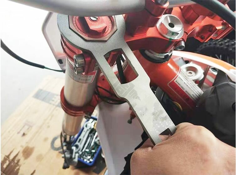 Универсальный Инструмент Для Гаечного Ключа Крышки Вилки Мотоцикла Dirtbike с ЧПУ Из Нержавеющей Стали 46 50 мм с ЧПУ