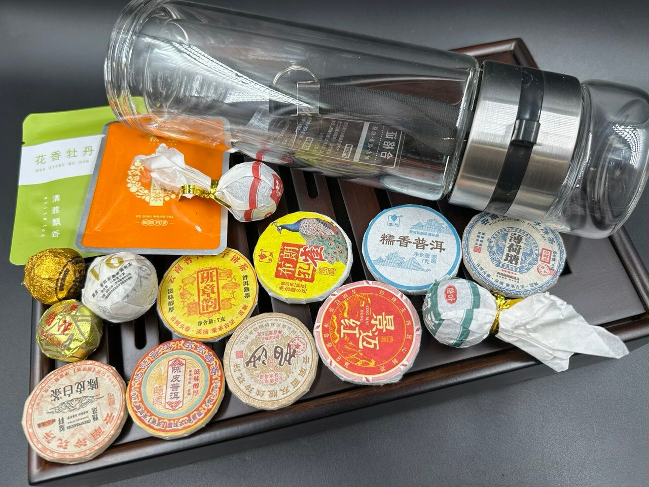 Набор китайского порционного чая, 100 г. + заварочная бутылка, колба для заваривания чая, 350 мл.