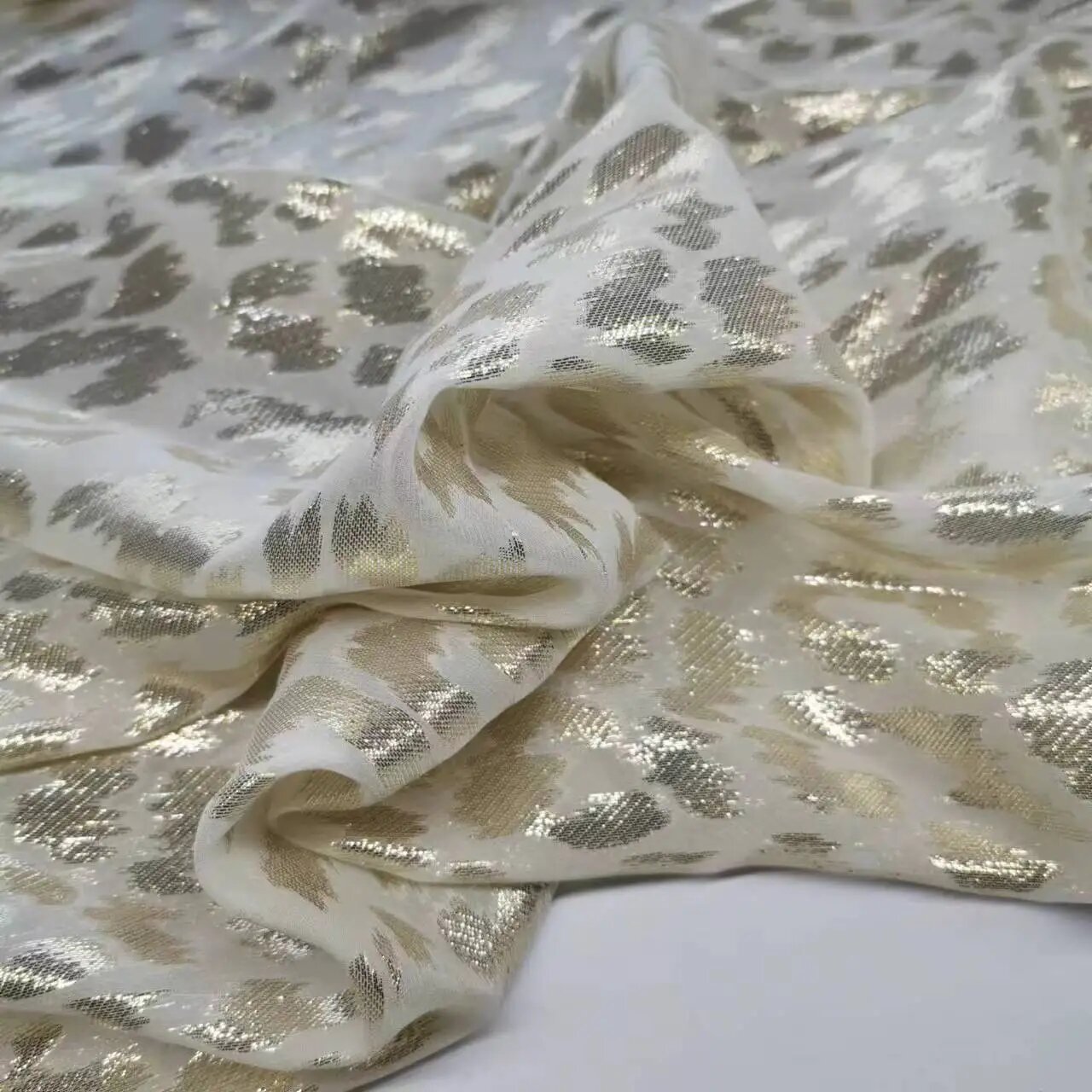 Шелковая шифоновая ткань Uuyol Леопардовый принт