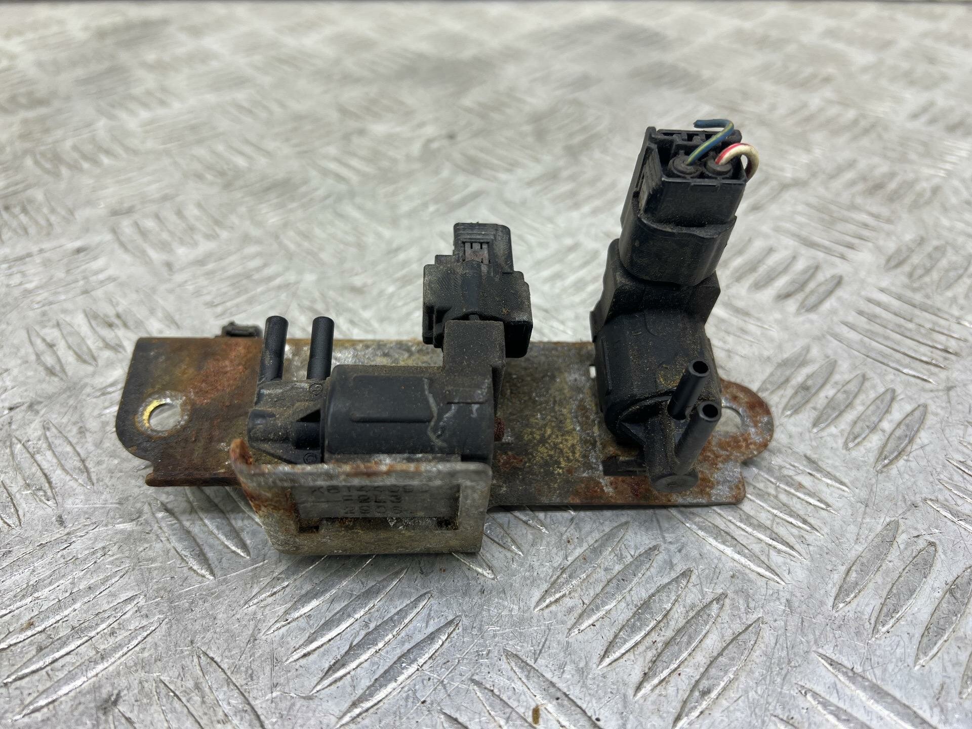 Электромагнитный клапан Mazda MPV 2 (1999 - 2003) K5T44090