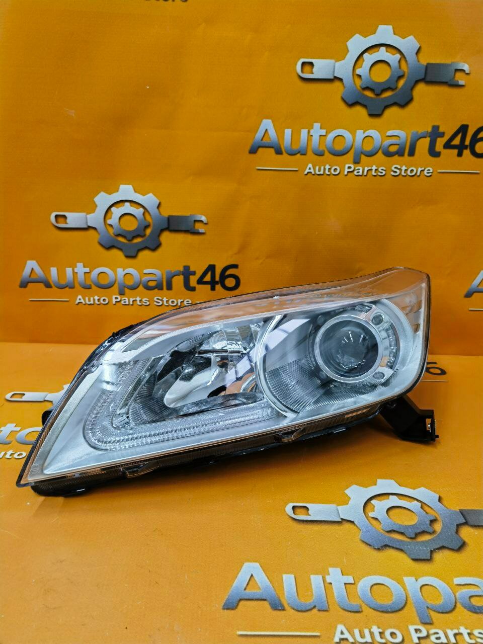 Фара передняя левая Лифан Икс60 оригинал Lifan X60