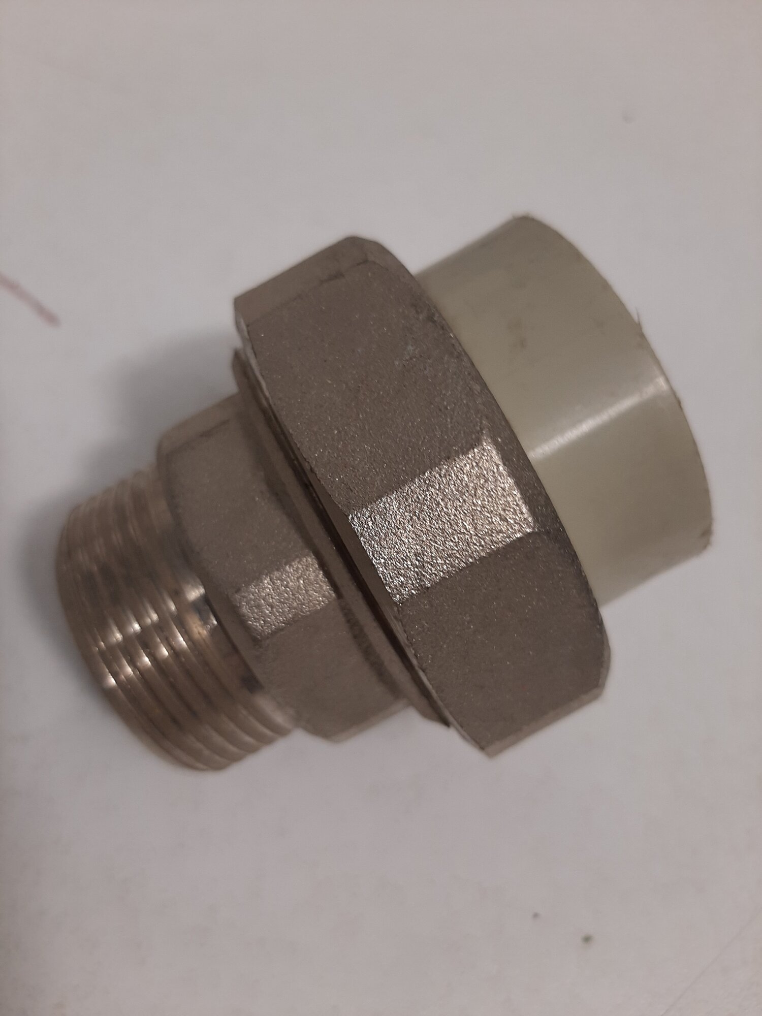 Американка ПП ( серый цвет) FIRAT НР 40 х "1"1/4 ( муфта разъёмная ПП с наружной резьбой)