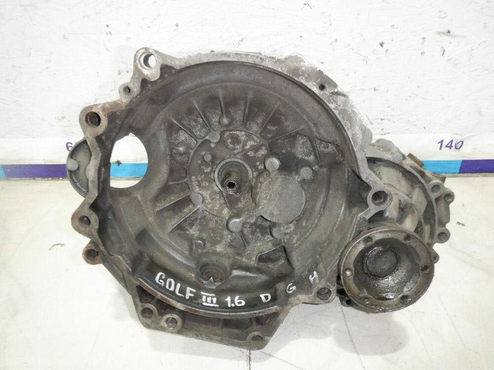 Механическая коробка передач VW Golf III DGH 02K300044S