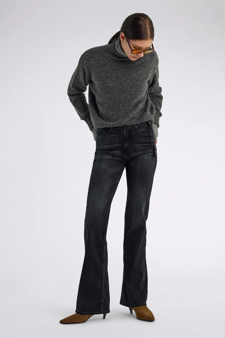 Джинсы буткат 