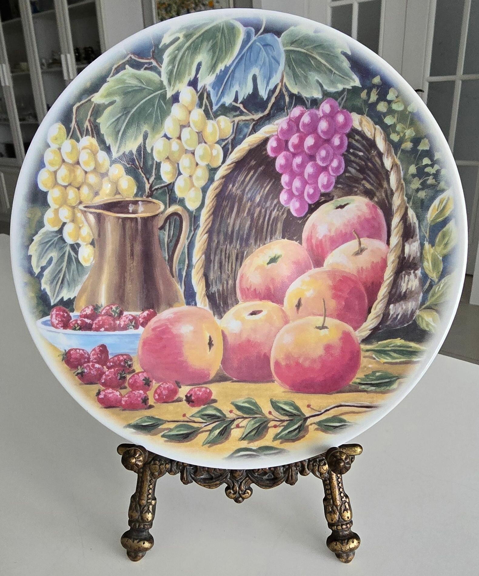 Винтажная тарелка