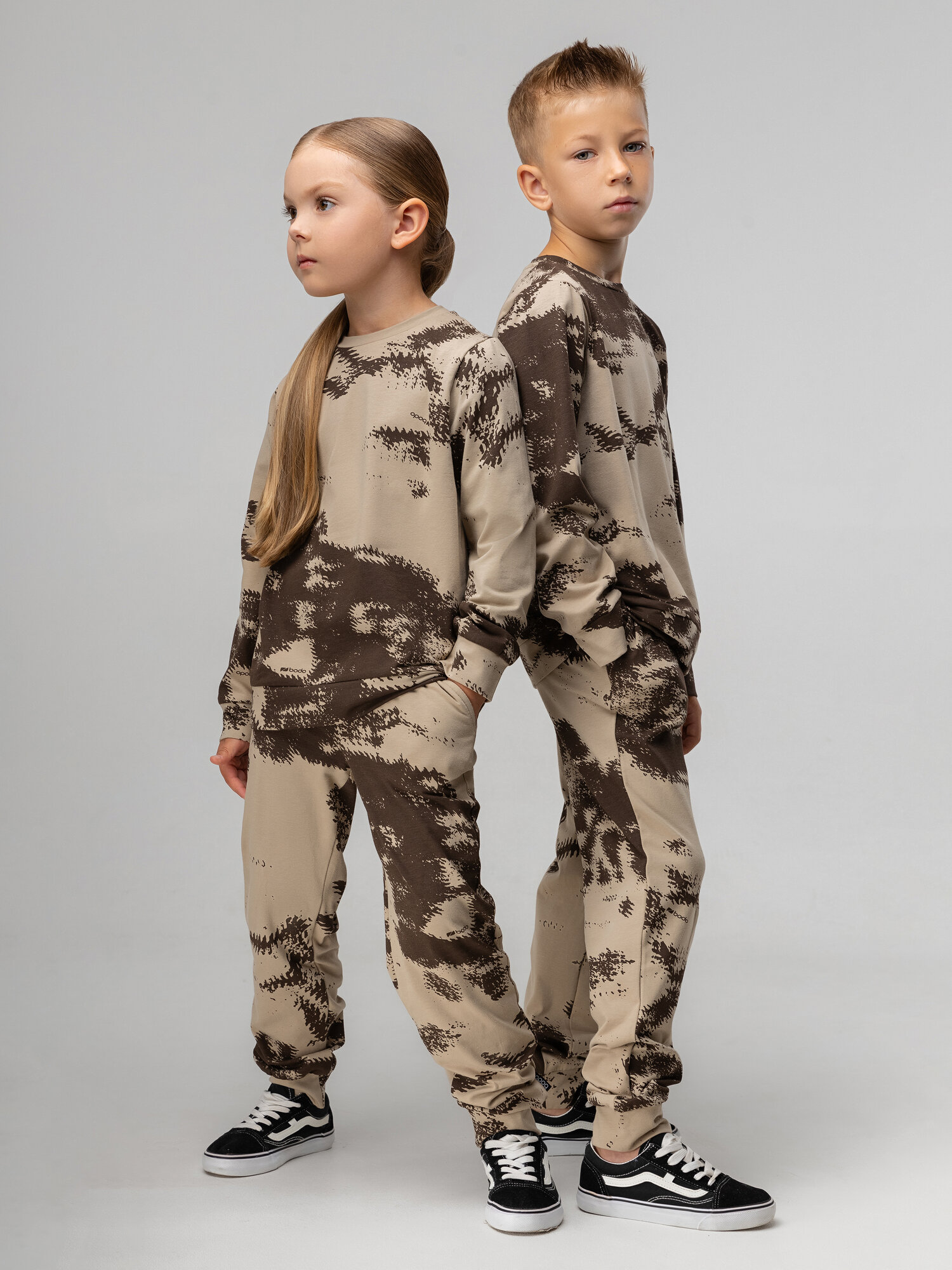 Костюм спортивный