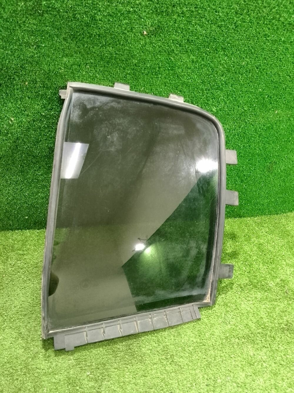Форточка задней левой двери Geely MK Cross I Б/У с пробегом