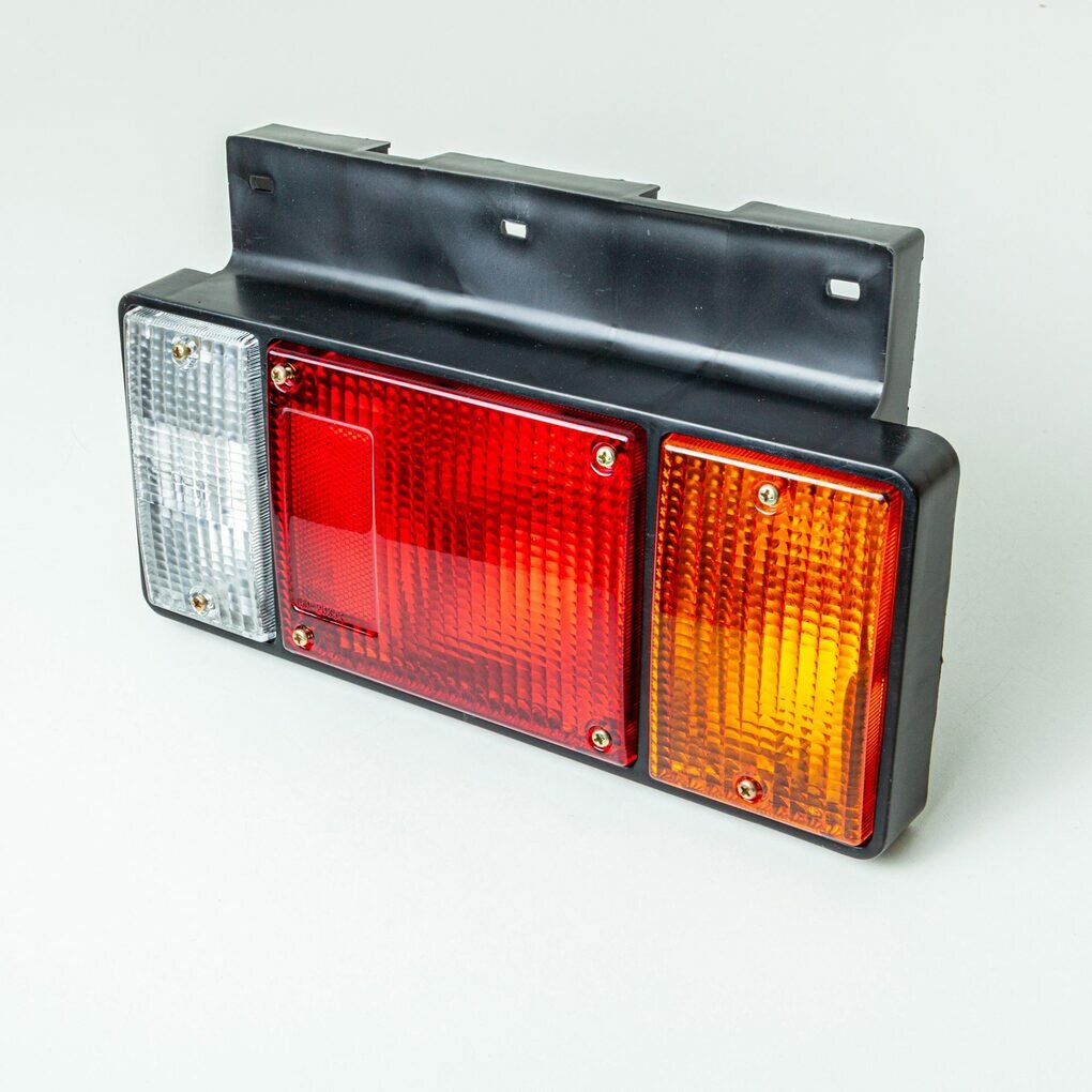 Стоп сигнал ISUZU ELF, правый, с задней крышкой, AUTODEPO (прямоугольная фишка)