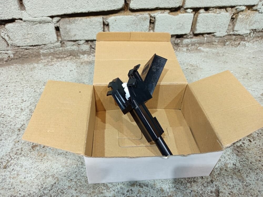 Форсунка фароомывателя левая Nissan Qashqai 2 J11 WP-142