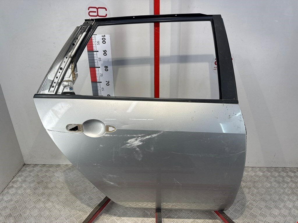 Дверь задняя правая Nissan Primera P12 82100BA130 арт. 2211156