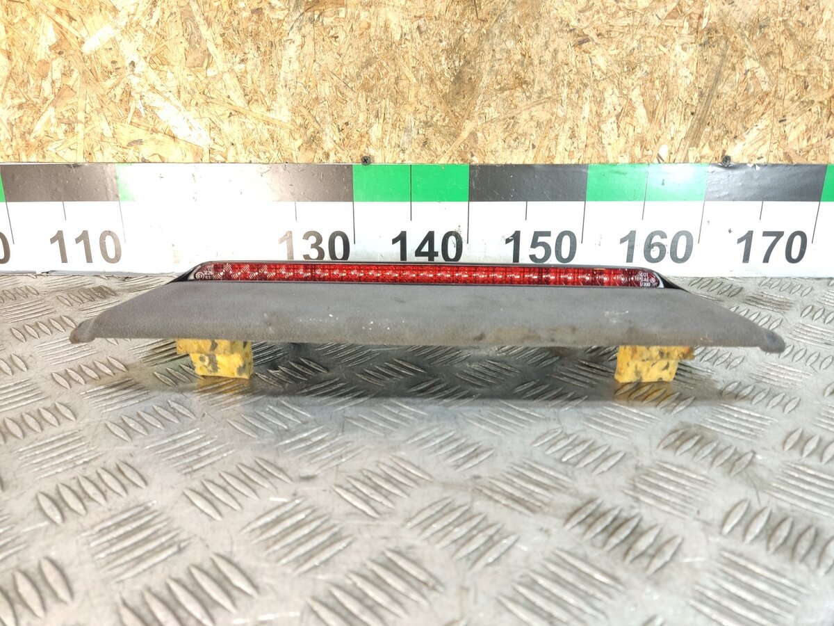 Фонарь задний стоп сигнал VOLKSWAGEN Phaeton 2002-2016 3D0945097D