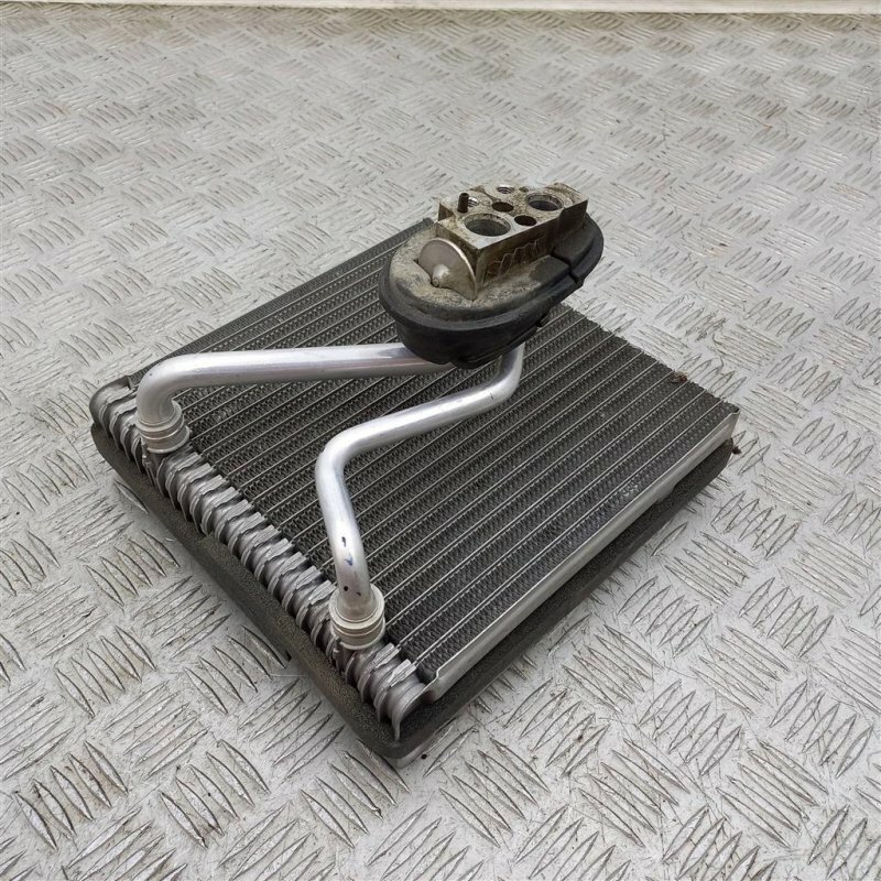 Б/У Испаритель кондиционера Skoda Octavia A5 / Шкода Октавия A5 1.8 CDAA 2011