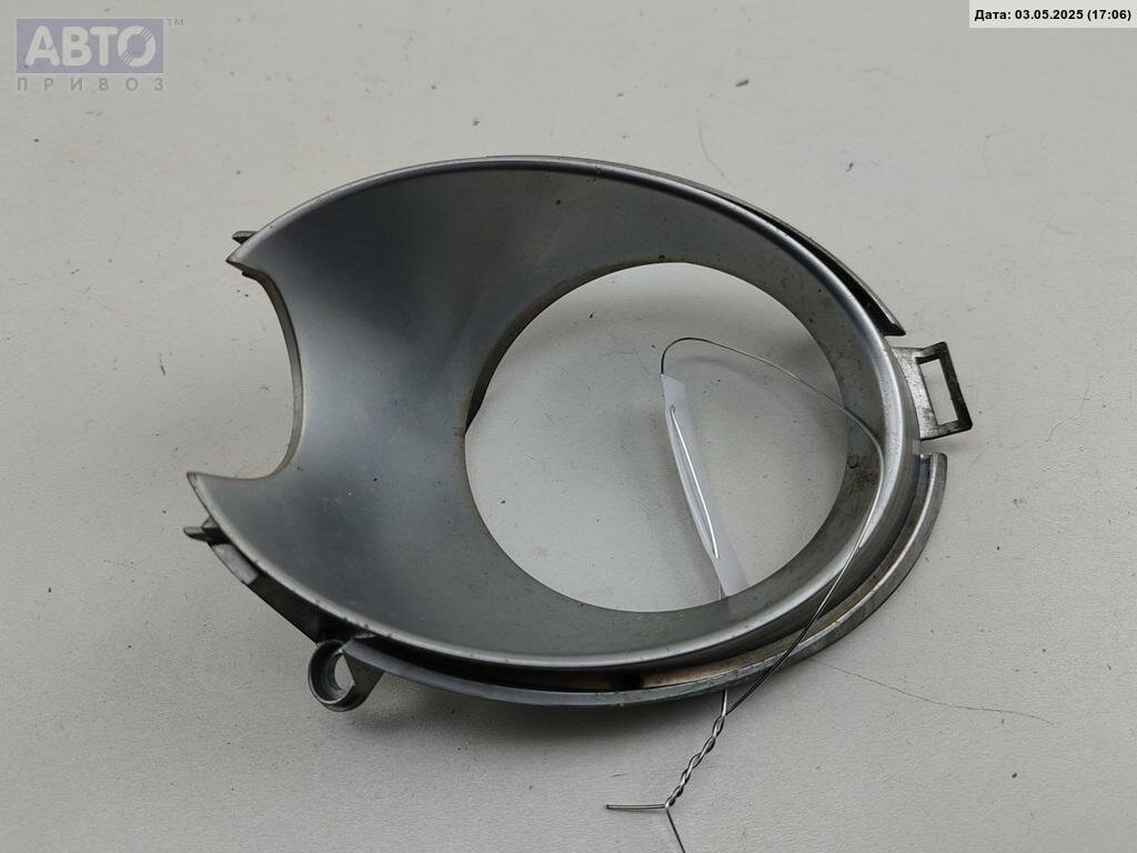 Рамка фары противотуманной правой Mazda CX-7